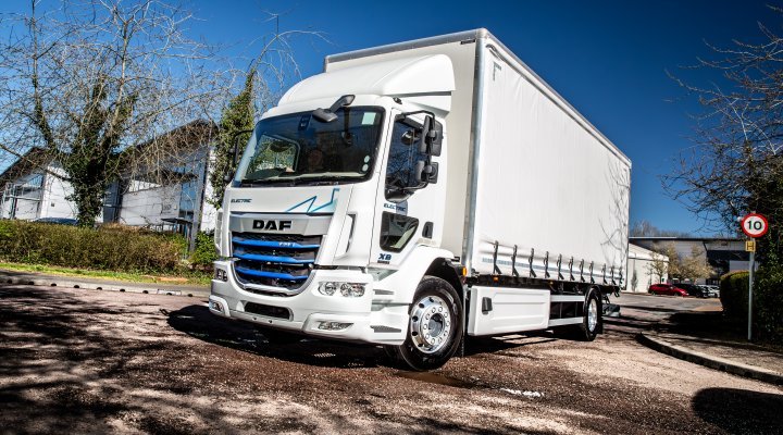 Motus Commercials Burton-on-Trent Homepage | DAF Trucks | Truck ...
